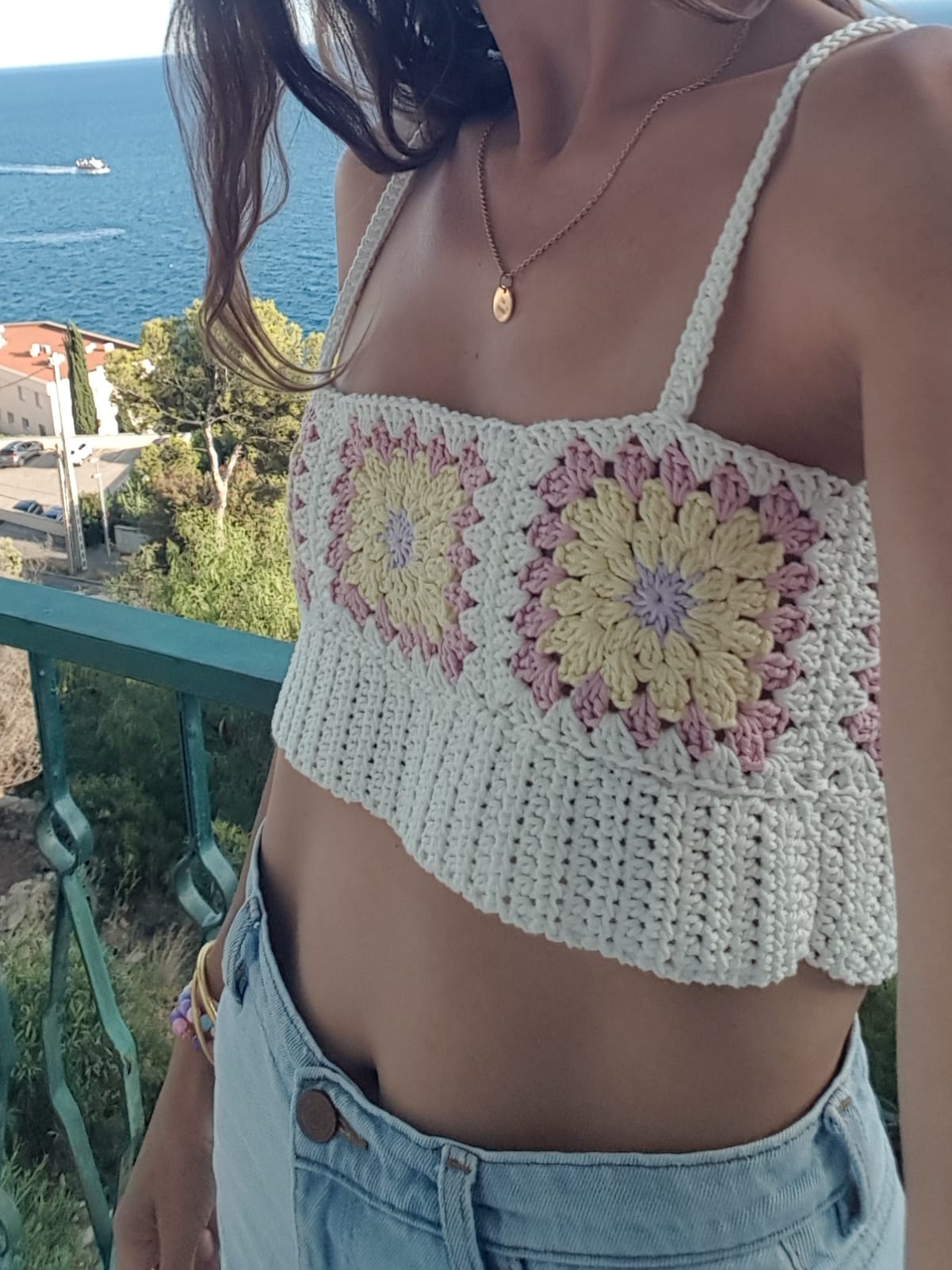 Un top granny facile en crochet pour l'été : le tuto