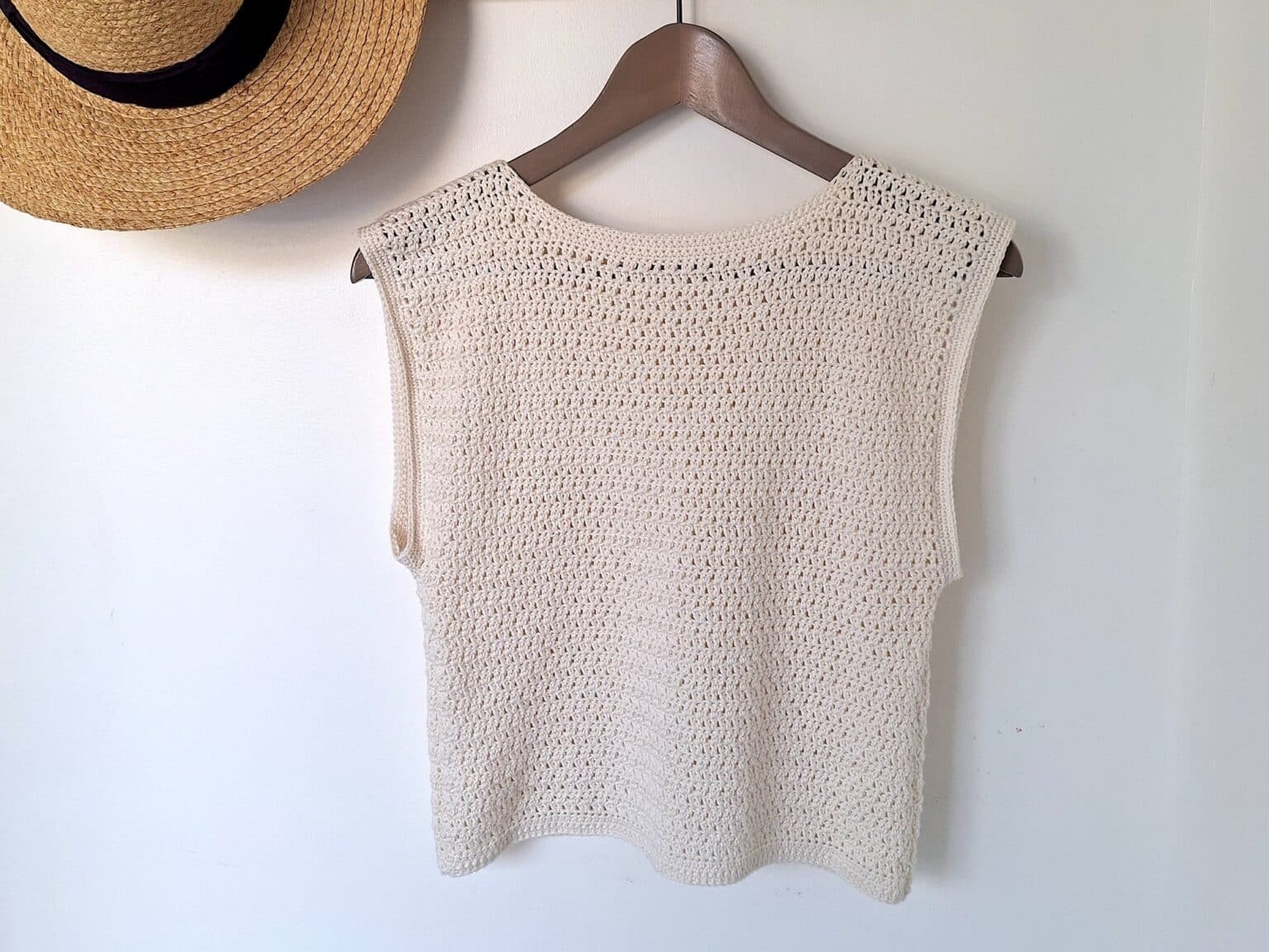 Le tuto du top ajouré en crochet facile (explications pas-à-pas)